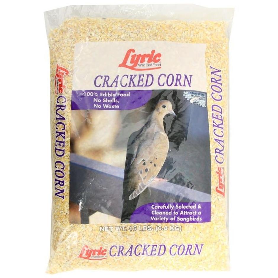 LYRIC CRACKED CORN - Deer Park, NY - The Barn Pet Feed & Supplies